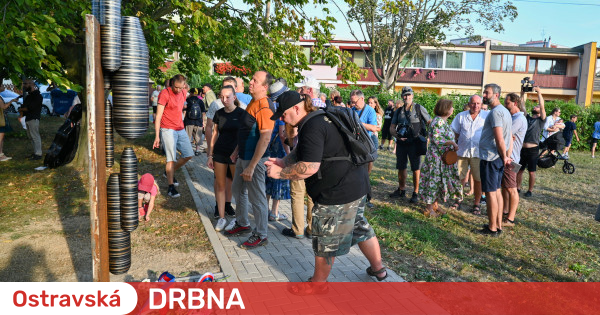 Ostrava má nový památník. 80 let od spojeneckého náletu